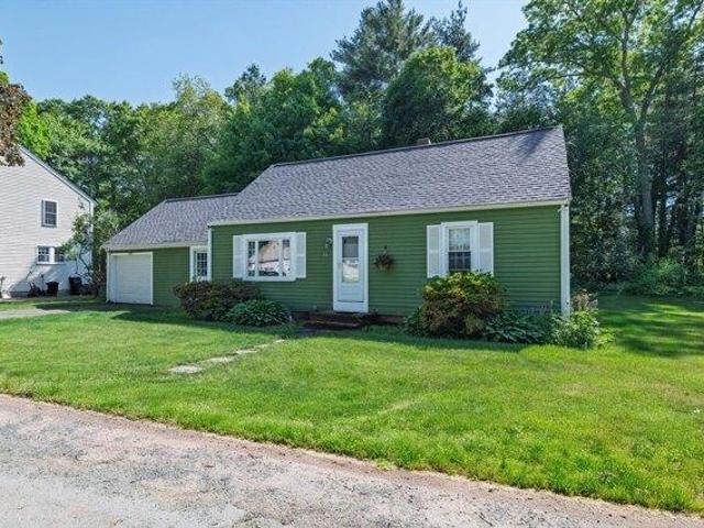 house with 4 bedroom, Raynham MA ES103075195