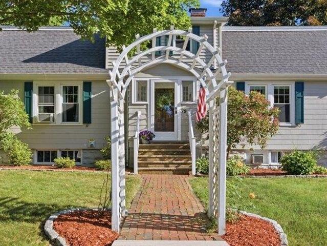 house with 4 bedroom, Reading MA DS104044649