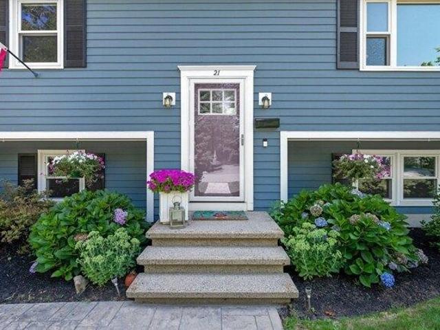 house with 4 bedroom, Reading MA ES105061145