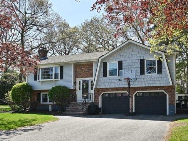 house with 4 bedroom, Reading MA ES102825059