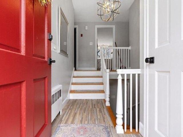 house with 4 bedroom, Reading MA ES103431082