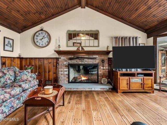 house with 4 bedroom, Red Bank NJ DS102559461