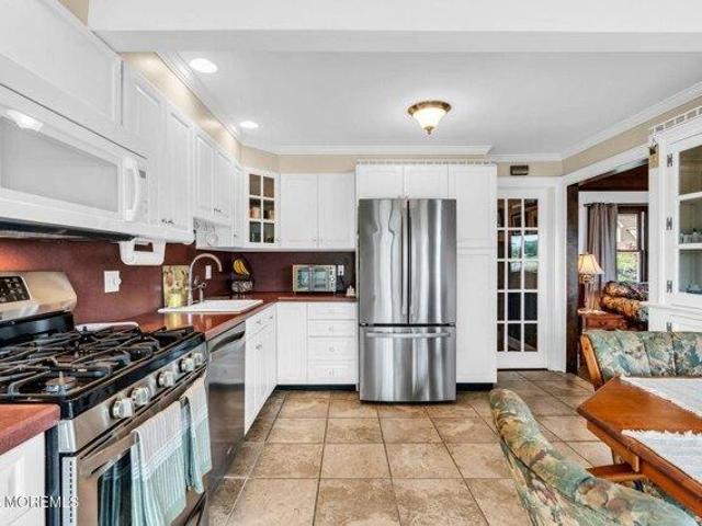 house with 4 bedroom, Red Bank NJ ES103601426