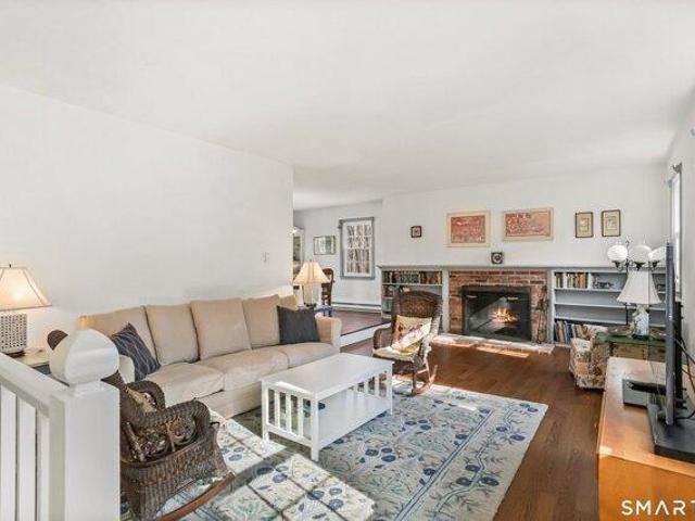 house with 4 bedroom, Redding CT ES105205536
