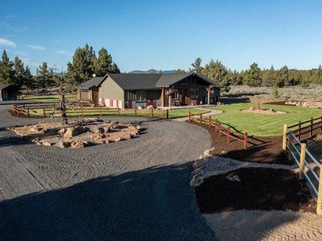 house with 4 bedroom, Redmond OR DLS88247169