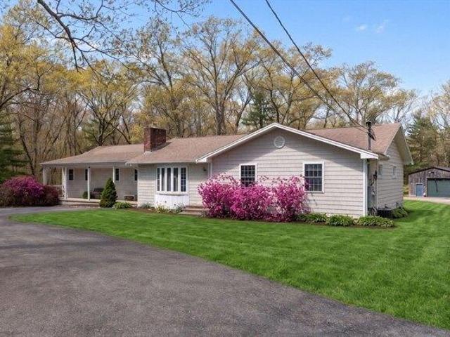 house with 4 bedroom, Rehoboth MA DS102583055