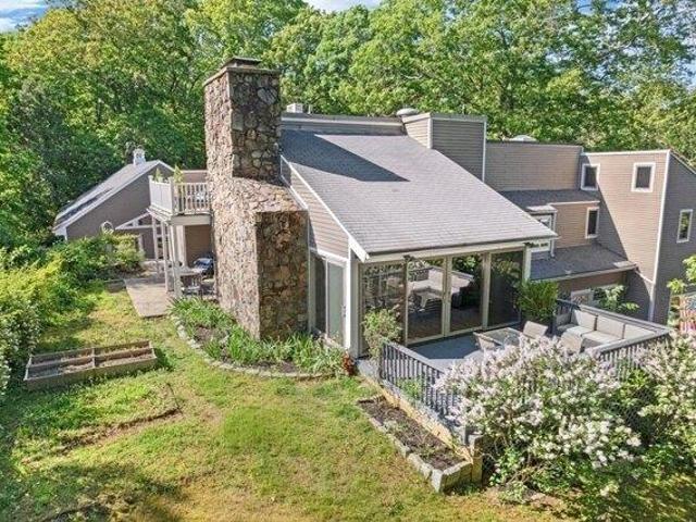 house with 4 bedroom, Rehoboth MA ES104788537