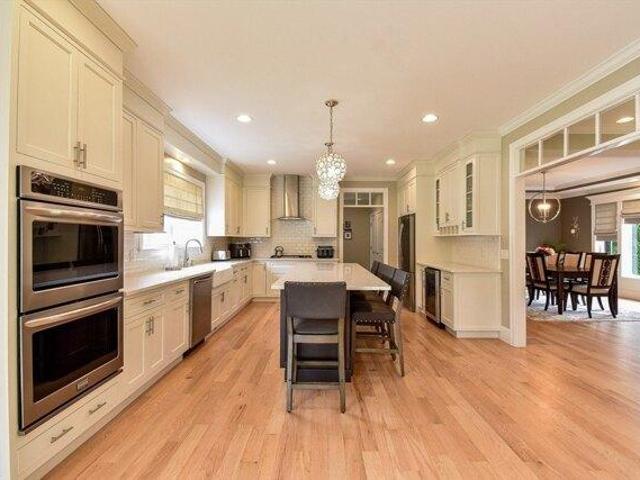 house with 4 bedroom, Rehoboth MA ES105141162