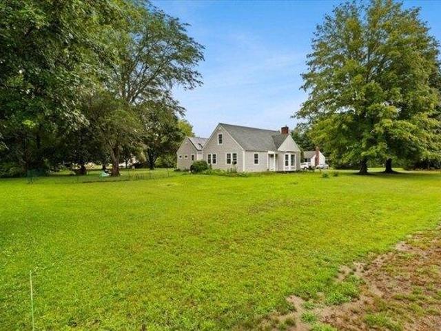 house with 4 bedroom, Rehoboth MA ES105159121