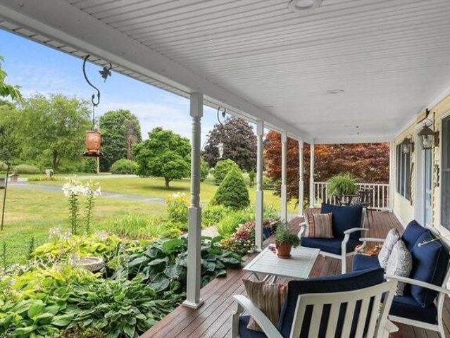 house with 4 bedroom, Rehoboth MA ES105108038
