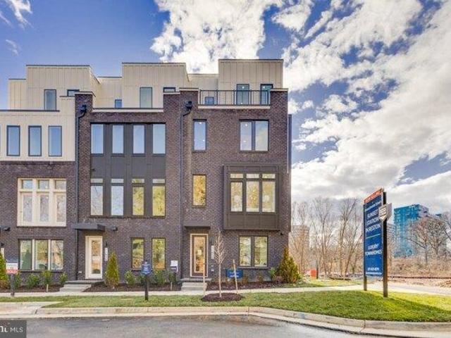 house with 4 bedroom, Reston VA ES104906399