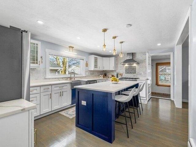 house with 4 bedroom, Revere MA DS103808664