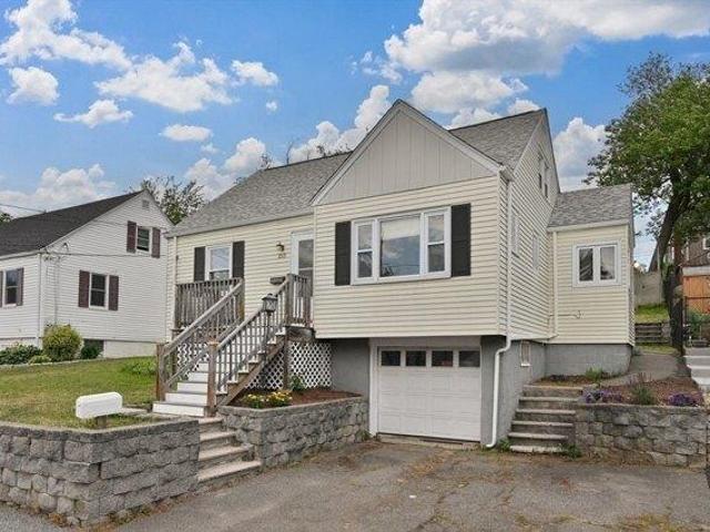 house with 4 bedroom, Revere MA DS104333053