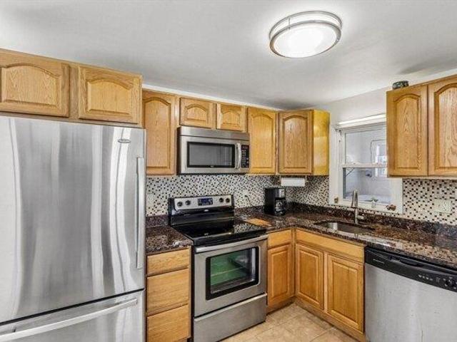 house with 4 bedroom, Revere MA ES103662943