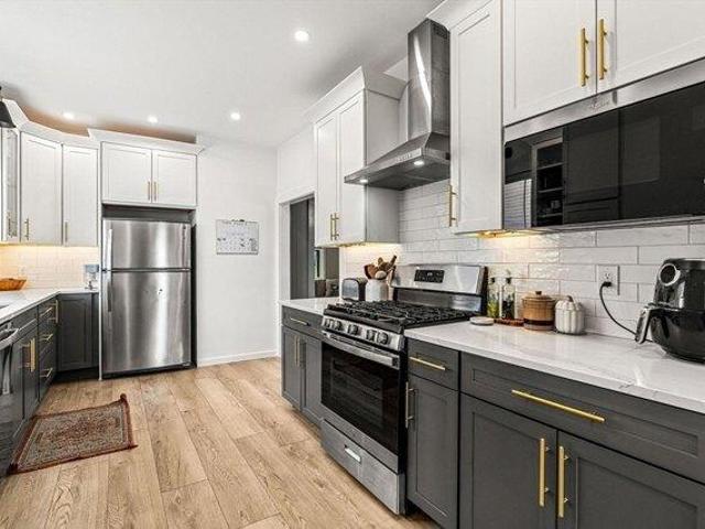 house with 4 bedroom, Revere MA ES104605861