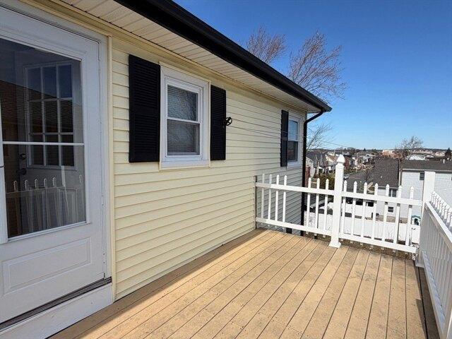 house with 4 bedroom, Revere MA ES104374575