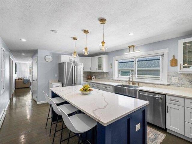 house with 4 bedroom, Revere MA ES105081146