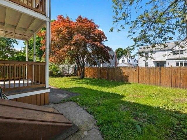 house with 4 bedroom, Revere MA ES105117186