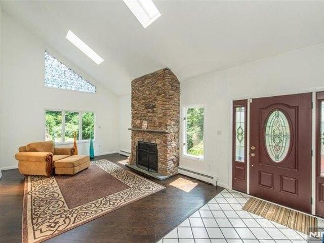 house with 4 bedroom, Ringwood NJ ES104832580