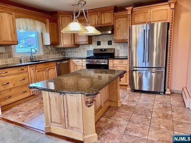 house with 4 bedroom, Ridgefield NJ DLS102215817