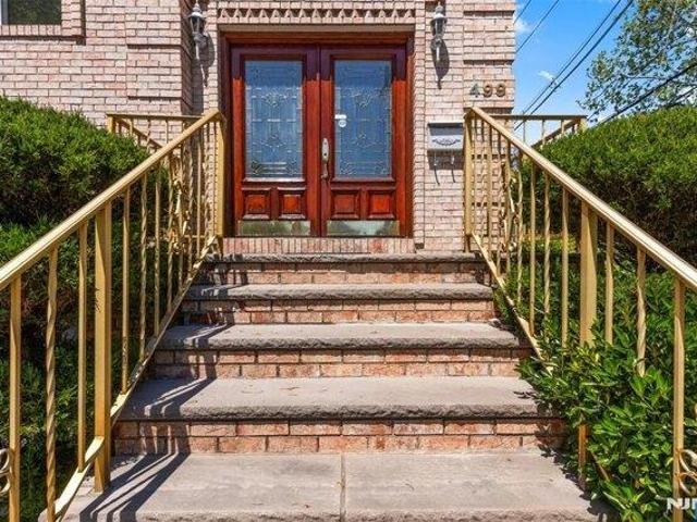 house with 4 bedroom, Ridgefield NJ ES104406631