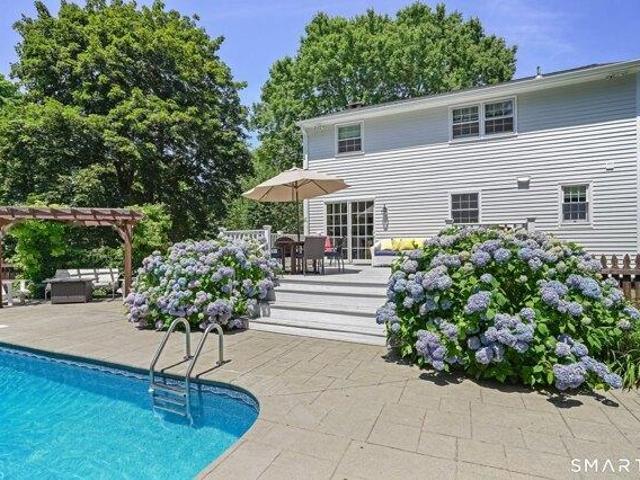 house with 4 bedroom, Ridgefield CT ES104150598