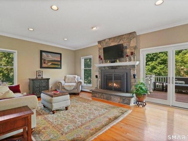 house with 4 bedroom, Ridgefield CT ES104191390