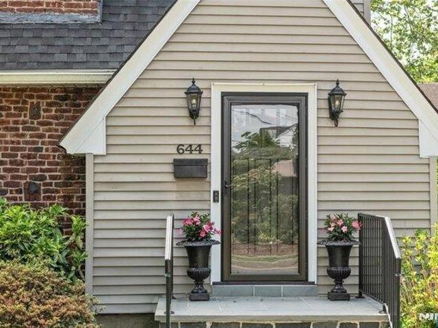 house with 4 bedroom, Ridgewood NJ ES104762349