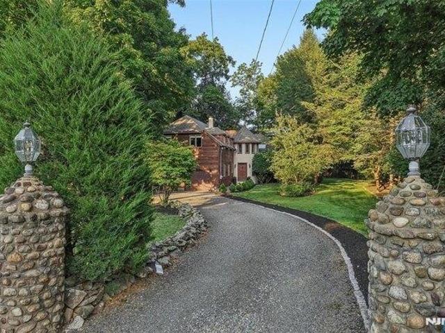 house with 4 bedroom, River Vale NJ DS104410571