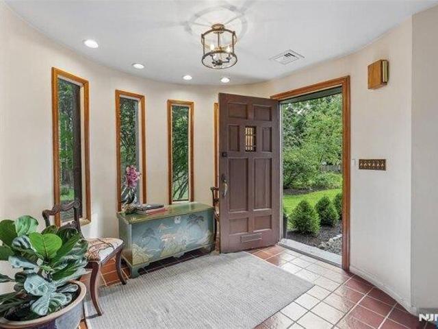 house with 4 bedroom, River Vale NJ ES104410571