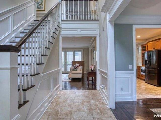 house with 4 bedroom, River Edge NJ DS104410629