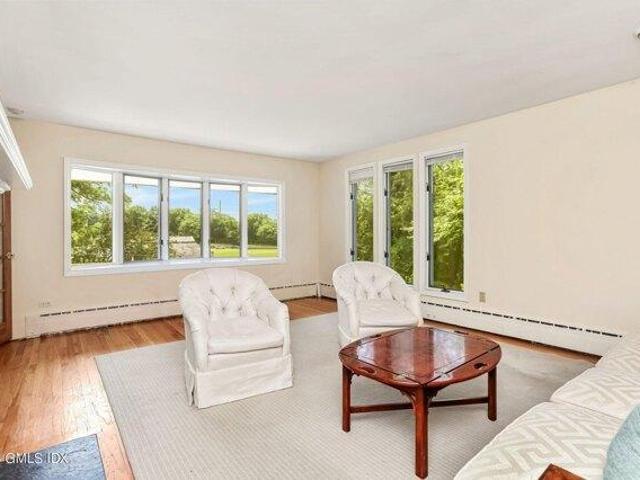 house with 4 bedroom, Riverside CT ES103621103