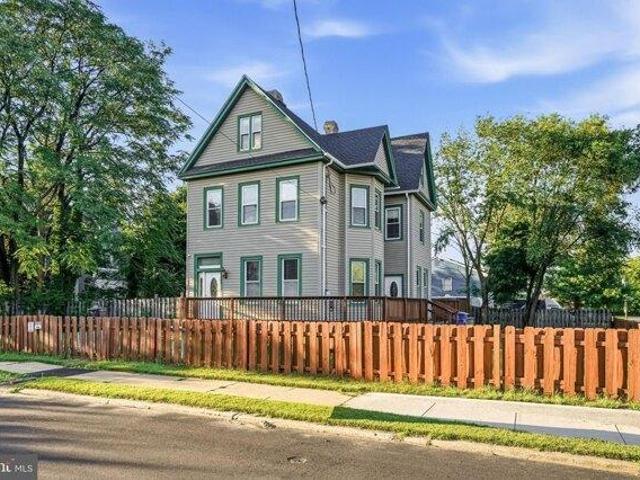 house with 4 bedroom, Riverside NJ ES105232894