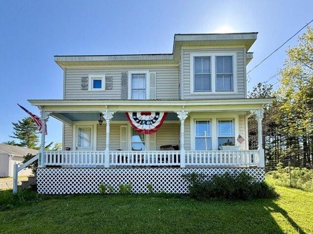 house with 4 bedroom, Robbinston ME ES105159985