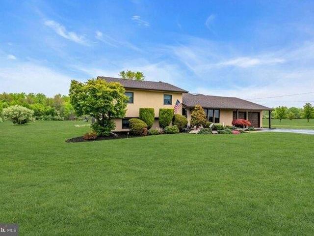 house with 4 bedroom, Robbinsville NJ DS103626632