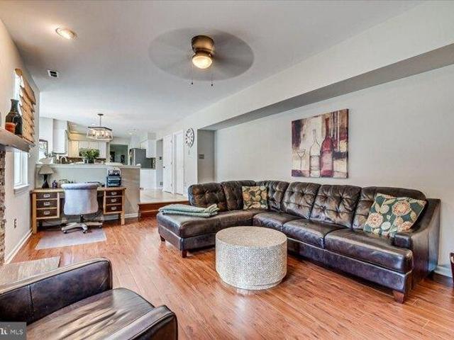 house with 4 bedroom, Robbinsville NJ ES103624387