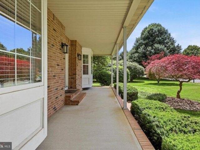 house with 4 bedroom, Robbinsville NJ ES105172563
