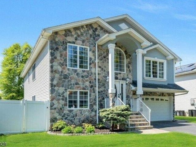 house with 4 bedroom, Rochelle Park NJ DLS102476481
