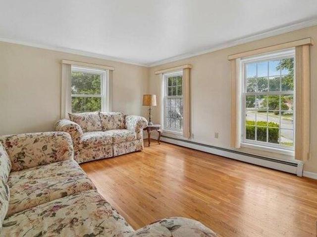 house with 4 bedroom, Rochelle Park NJ ES104442281