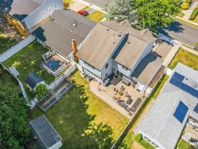 house with 4 bedroom, Rochelle Park NJ ES104835584