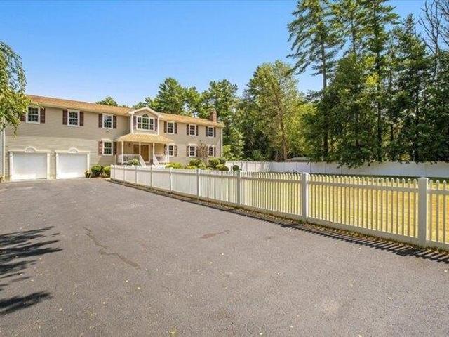 house with 4 bedroom, Rochester MA ES105122827
