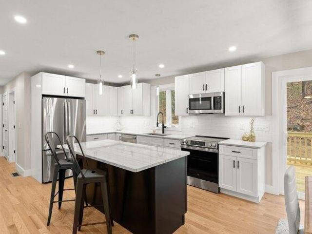 house with 4 bedroom, Rochester NH ES103187903