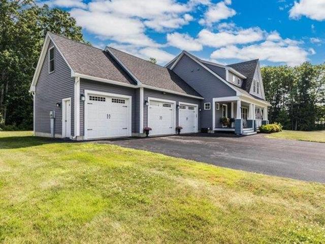 house with 4 bedroom, Rochester NH ES104440549