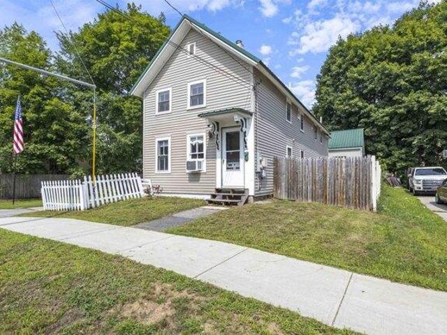 house with 4 bedroom, Rochester NH ES105124770