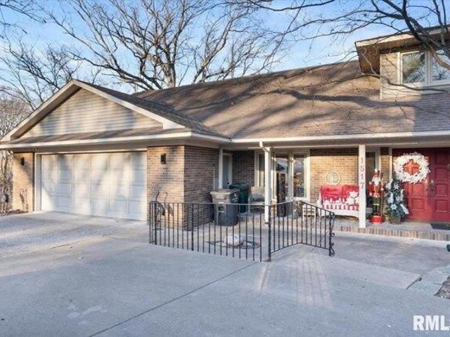 house with 4 bedroom, Rock Island IL DLS90523270
