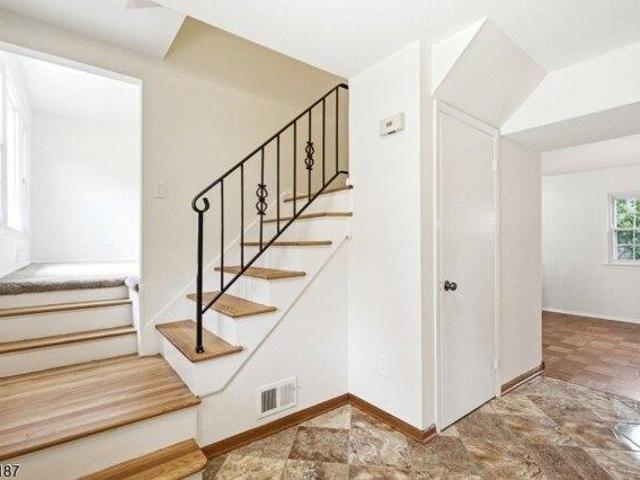 house with 4 bedroom, Rockaway NJ ES104869400