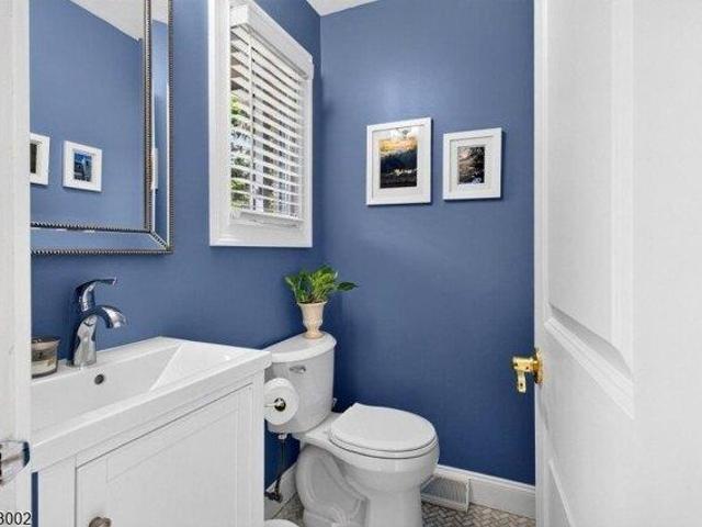 house with 4 bedroom, Rockaway NJ ES105158222