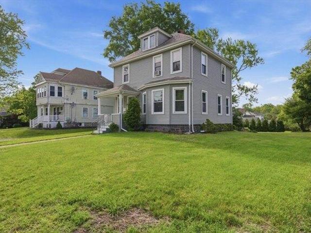 house with 4 bedroom, Rockland MA DLS102960080