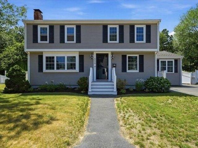 house with 4 bedroom, Rockland MA DS104235065