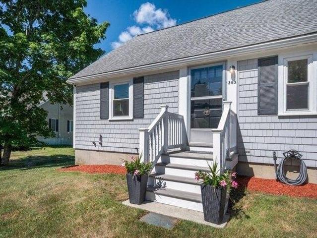 house with 4 bedroom, Rockland MA ES104009535